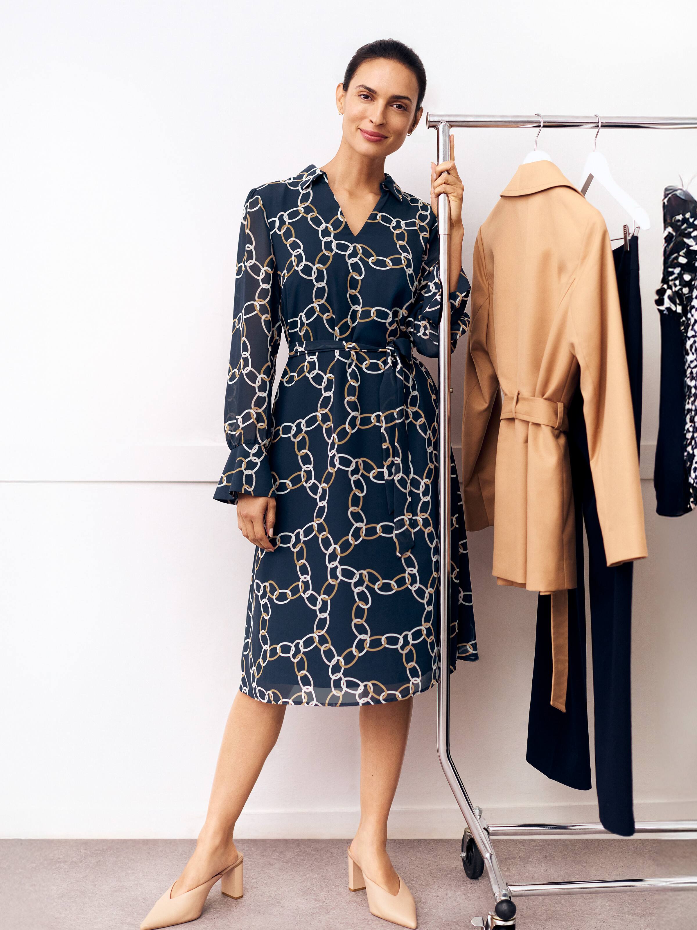 Shop the Latest Fashion Trends & Newest Women's Clothing