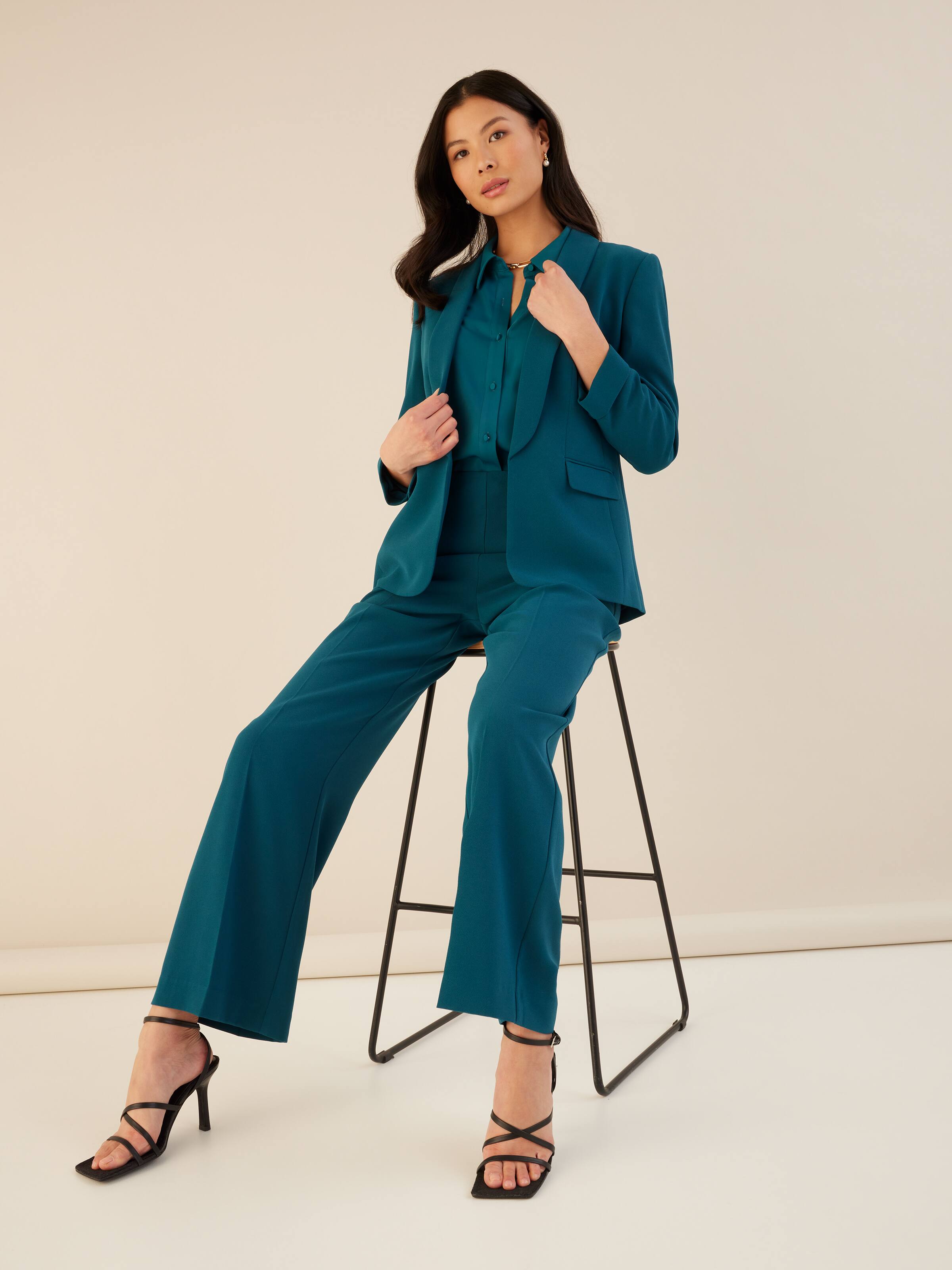 Shop Women's New Clothing & Latest Fashion Trends | Jacqui E