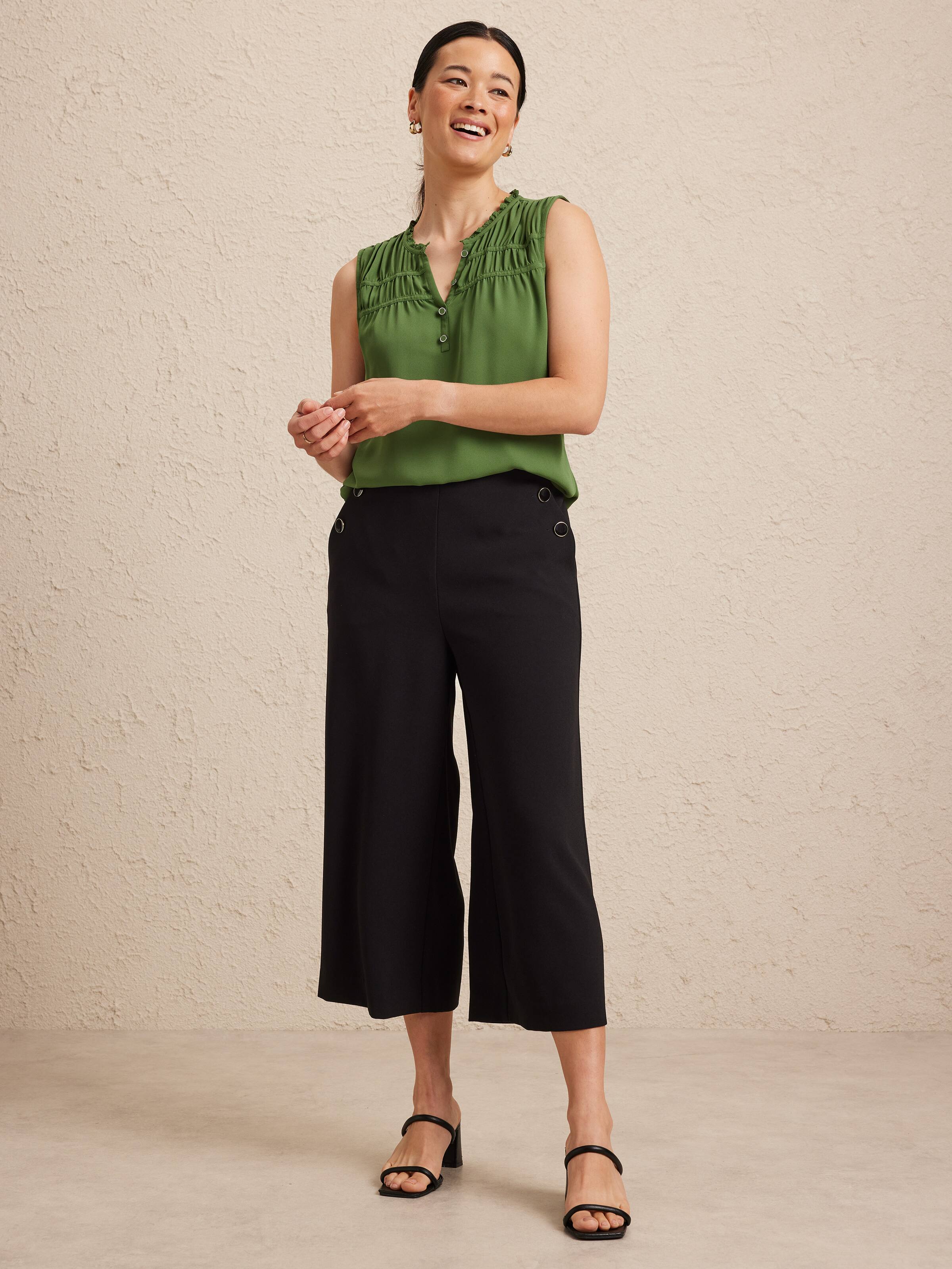 Women's Blouses & Shirts - Tops for Work & Play | Jacqui E