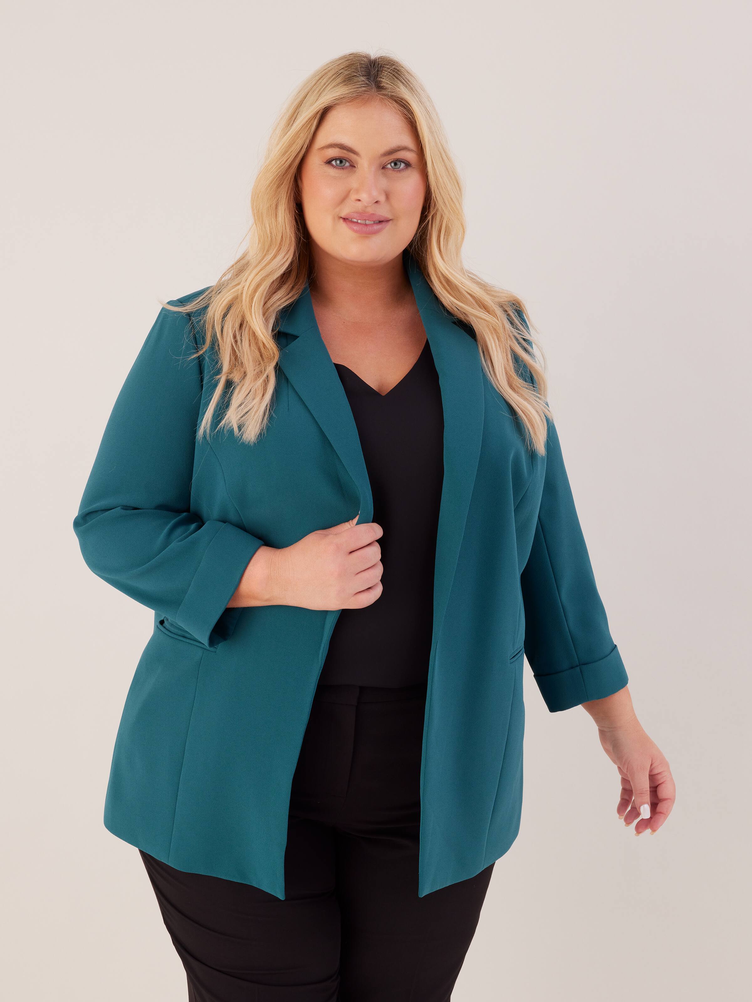 Curve Jackets | JacquiE