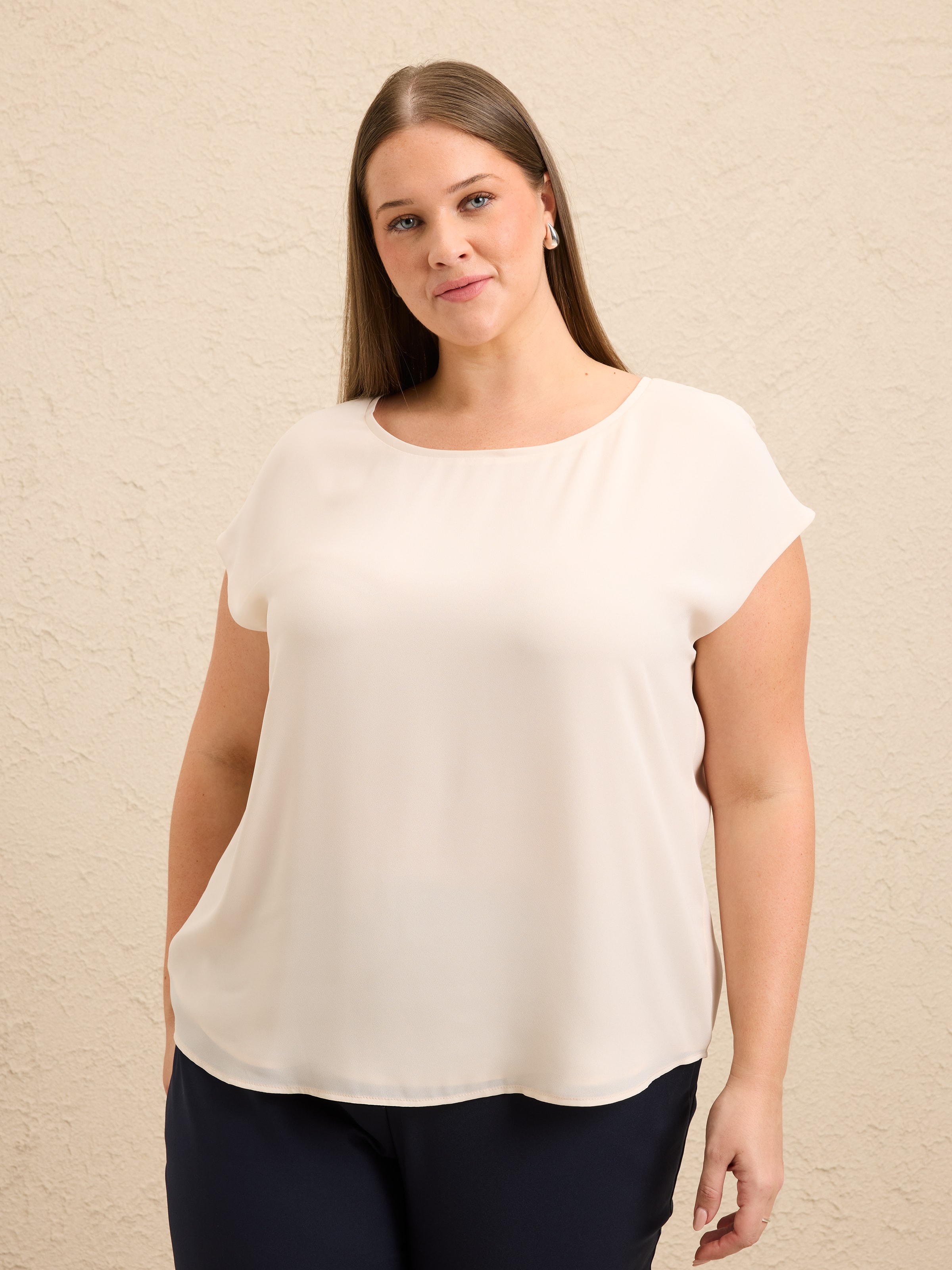 Curve Daisy Blouse Oat Latte - Smiggle Online